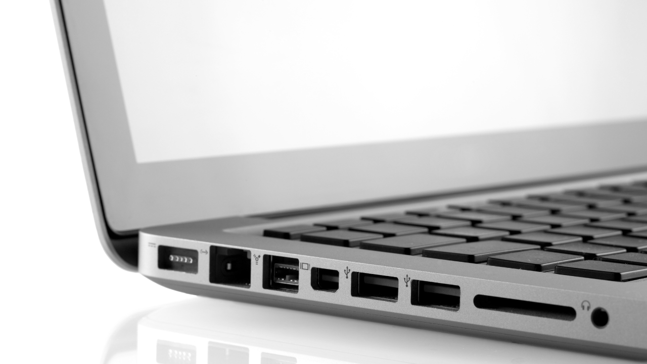 Kenali 6 Jenis Port Laptop Yang Perlu Anda Ketahui - Tera Tech